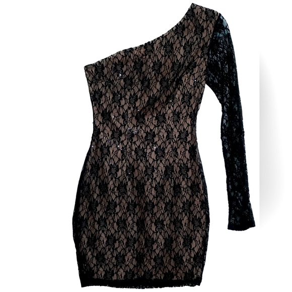 Forever 21 | Dresses | One Shoulder Off The Shoulder Long Sleeve Black ...
